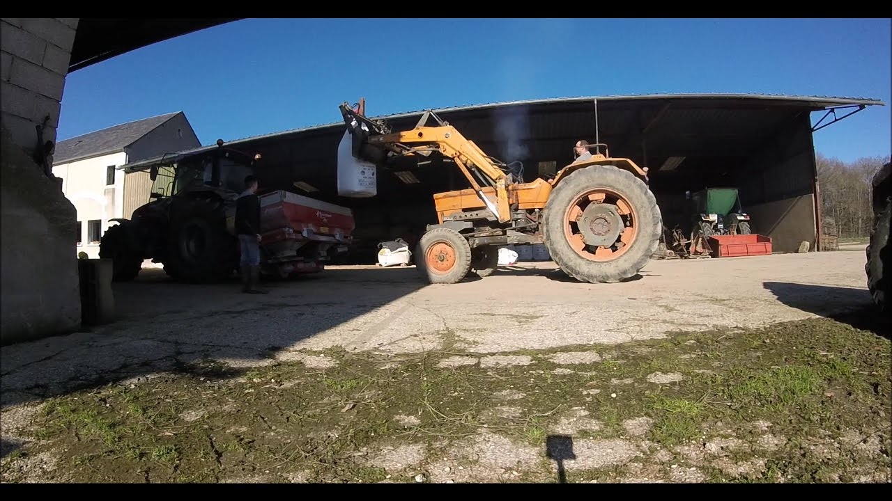 Someca 1000 McCormick a l'engrais {SOUND} - YouTube