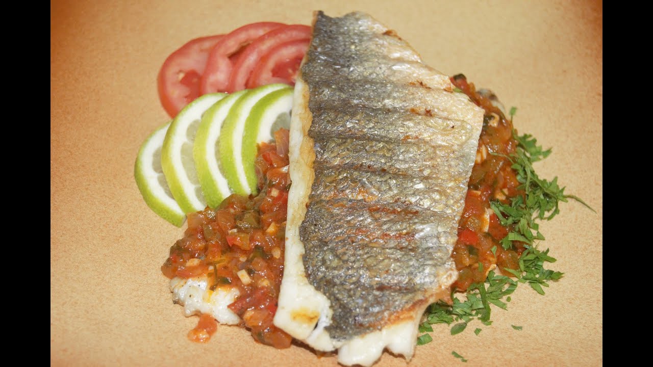 طريقة تحضير السمكة الحرة Chef Ahmad AllCooking /Spicy Fish - YouTube