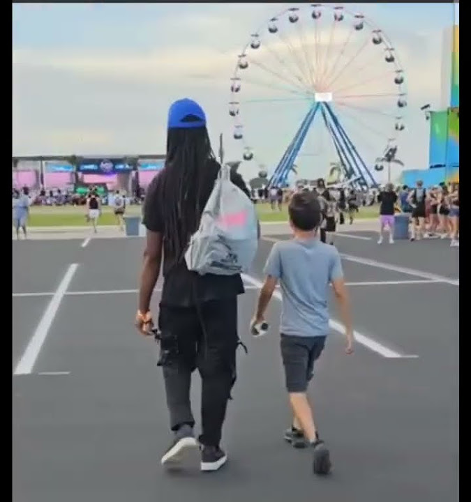 10 Year Old Giovanni Nyquil Nickelz Attends Rolling Loud In Miami 10-year-old-giovanni-nyquil-nickelz-attends-rolling-loud-in-miami