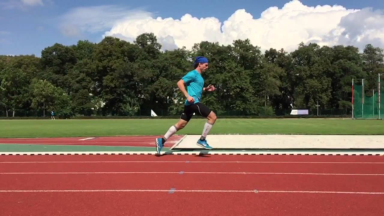 240fps Slow motion run (How to run correctly) - YouTube