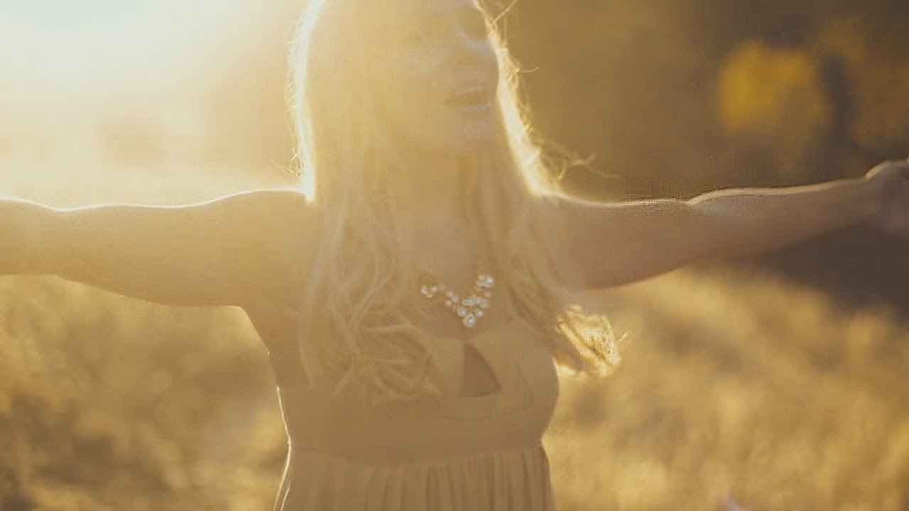 Sarah Emerson - Into the Light (Official Music Video) - YouTube