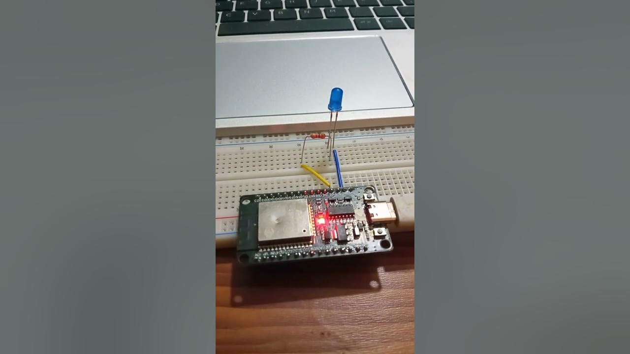 ESP32 parpadeo de diodo LED - YouTube