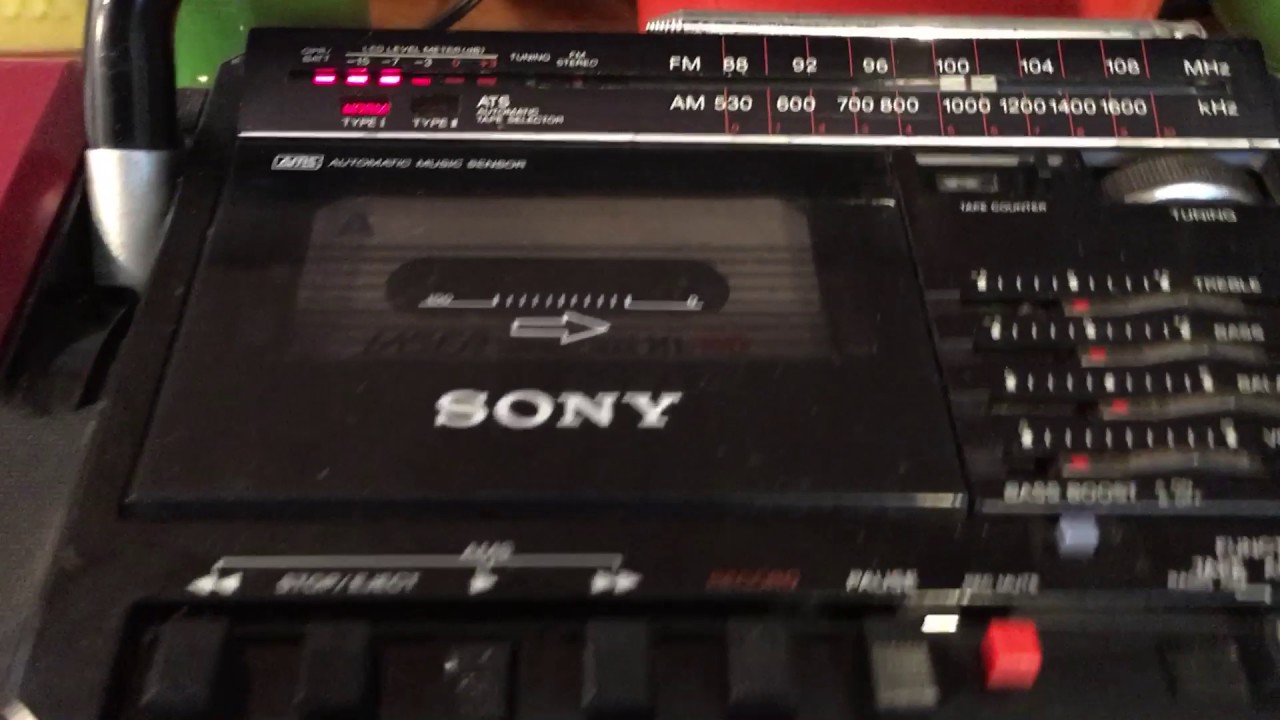Vintage Sony CFS-700 cassette boombox - YouTube