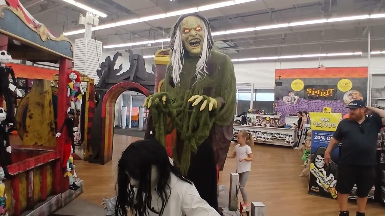 Towering Tallulah, Spirit Halloween 2024 In-store demo. - YouTube