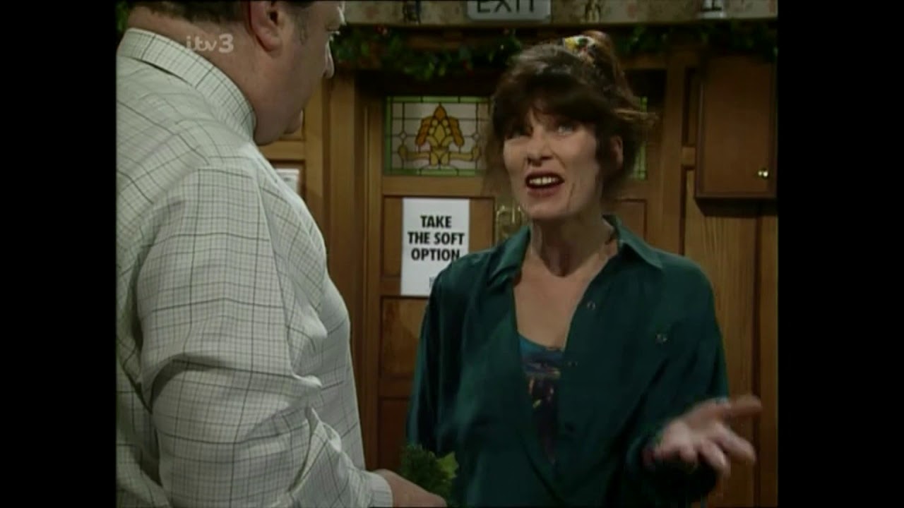 Emmerdale 14th December 1993 - YouTube