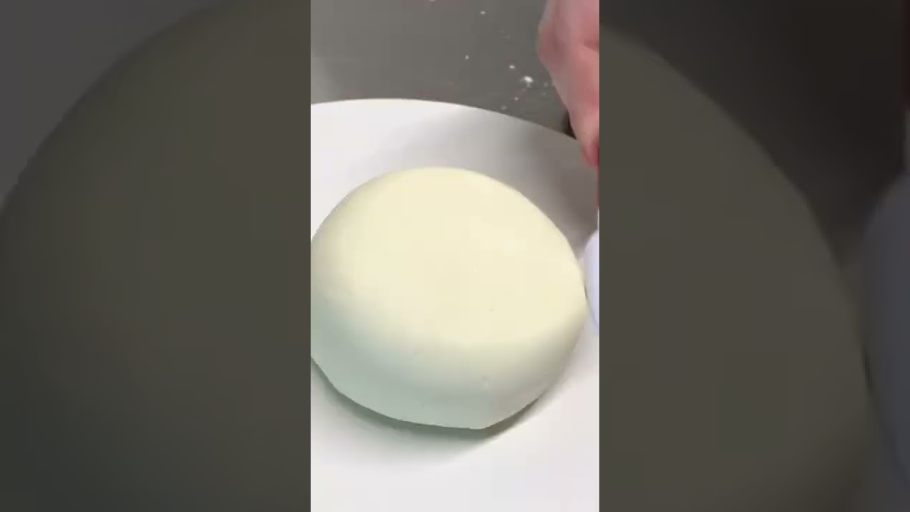 Hyperrealistic Cake of Everyone’s Favorite Breakfast Item - YouTube