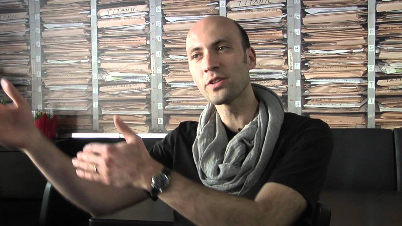 Interview mit Philipp Enders (DOK.fest 2015) - YouTube
