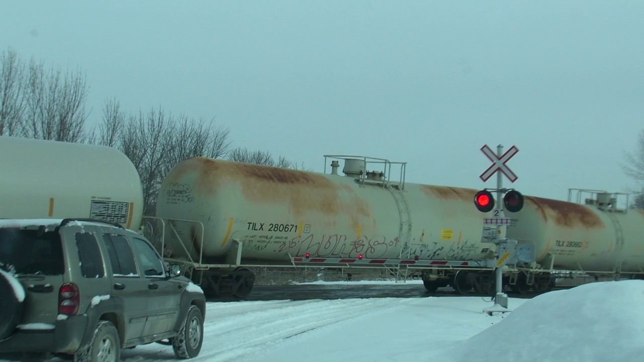 CN#376/ CN#2279, IC#2458, DPU CN#8808/ MILE 296.22: - YouTube