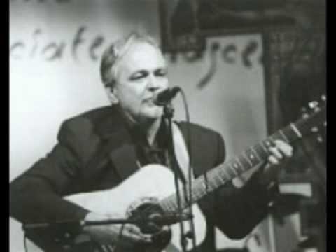 Claudio Chieffo canta La Ballata dell'amore vero - YouTube