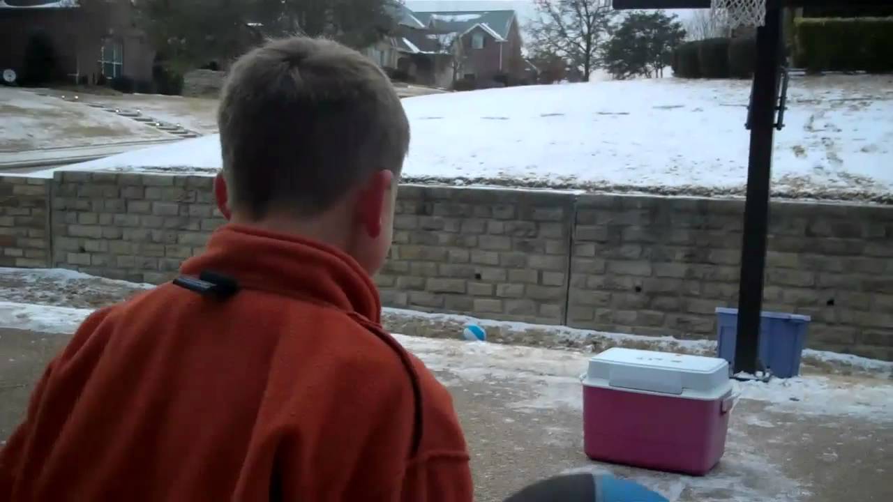 HILARIOUS BASKETBALL MESS UP - YouTube