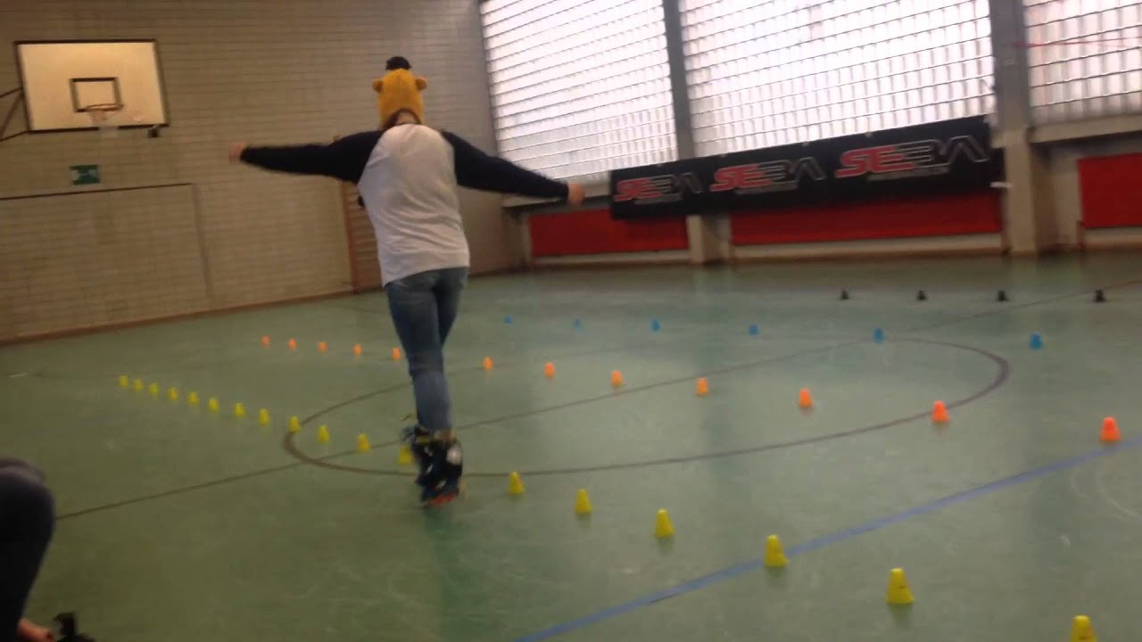 Berlin freestyle slalom battle 2015 run 2 - YouTube