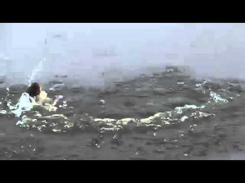 Balığın olta mantarını batırdığı o anlar!!! Mükemmel