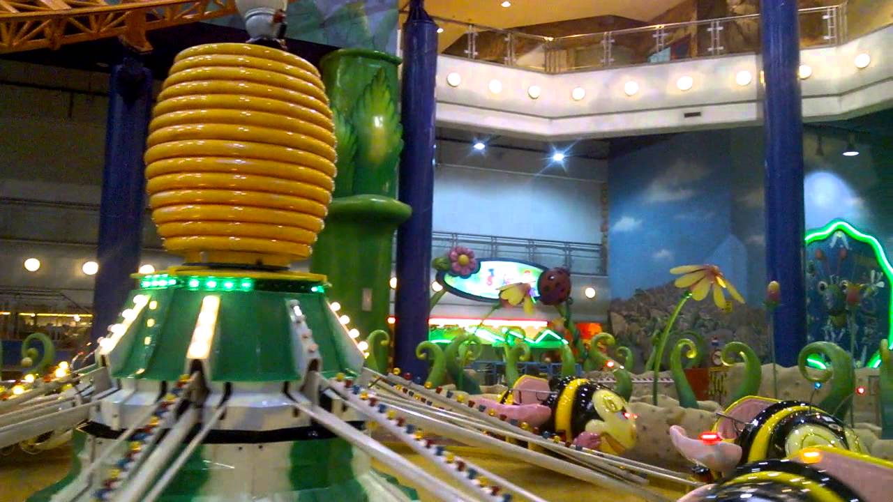 Kids Ride - FLYING BUMBLE BEE @ at Berjaya Times Square Theme Park ...