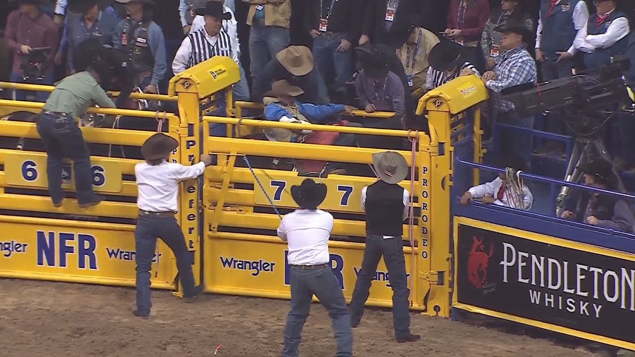 Ty Breuer | 2022 NFR Round 1 - YouTube