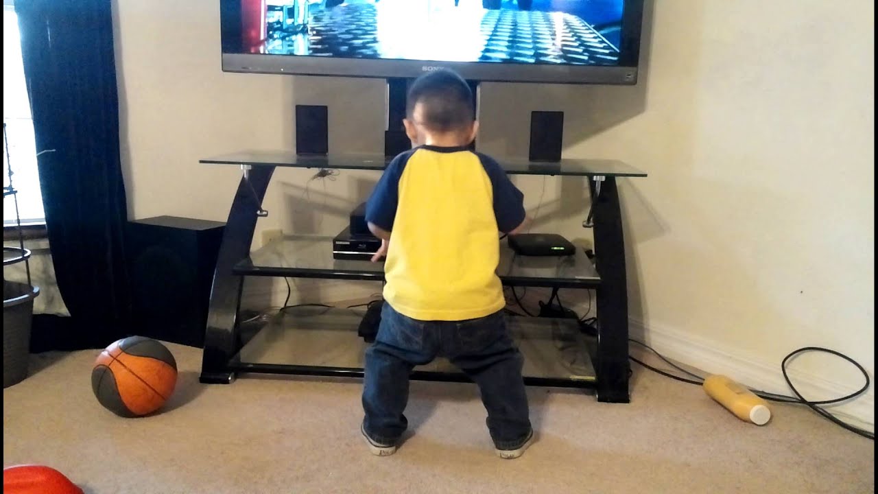 Cheesesteak Shuffle baby - YouTube