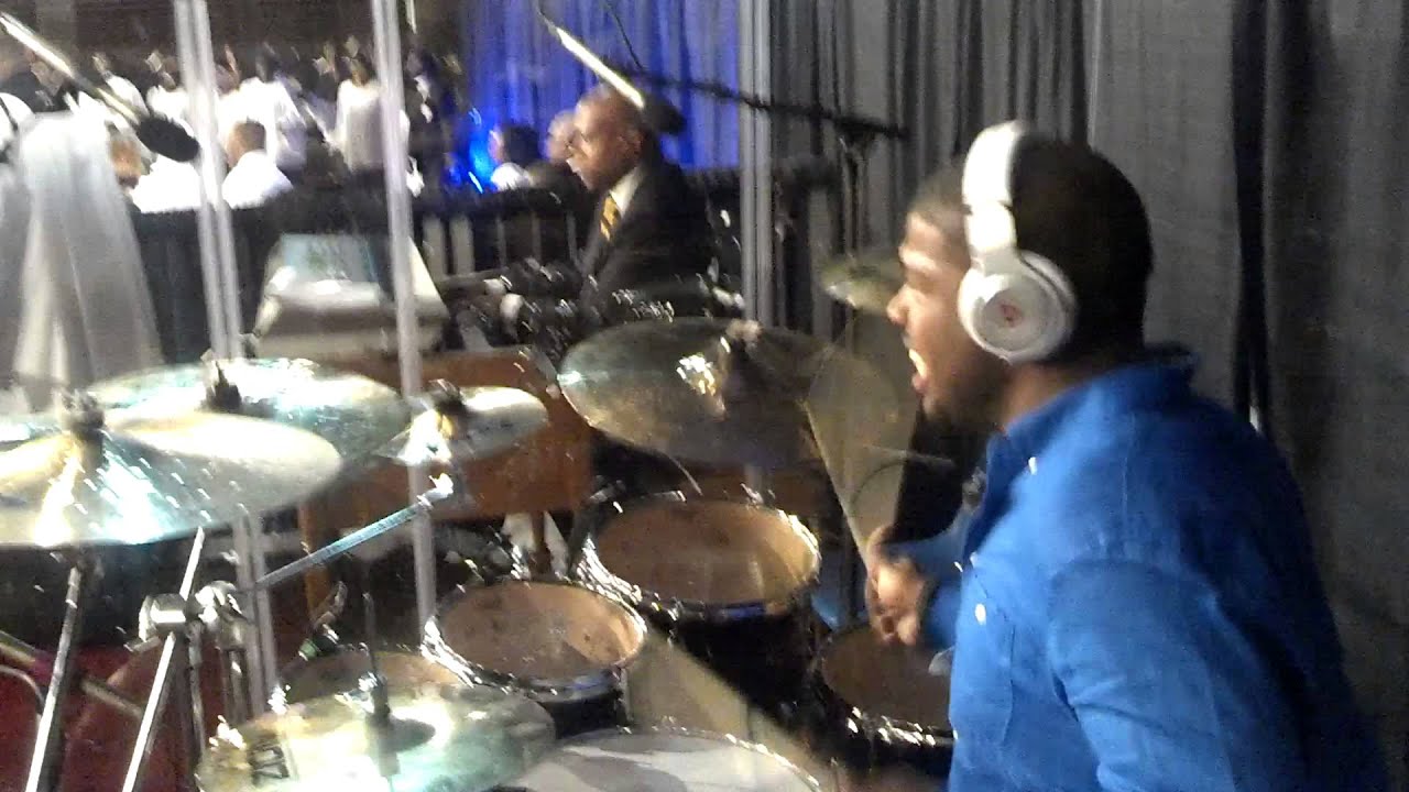 Josh Mayfield, Sunday night praise break HC2013 - YouTube