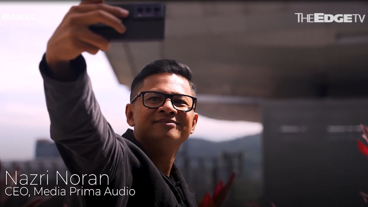 HONOR Magic V2 ft Nazri Noran | Available Nationwide at RM6,999 - YouTube