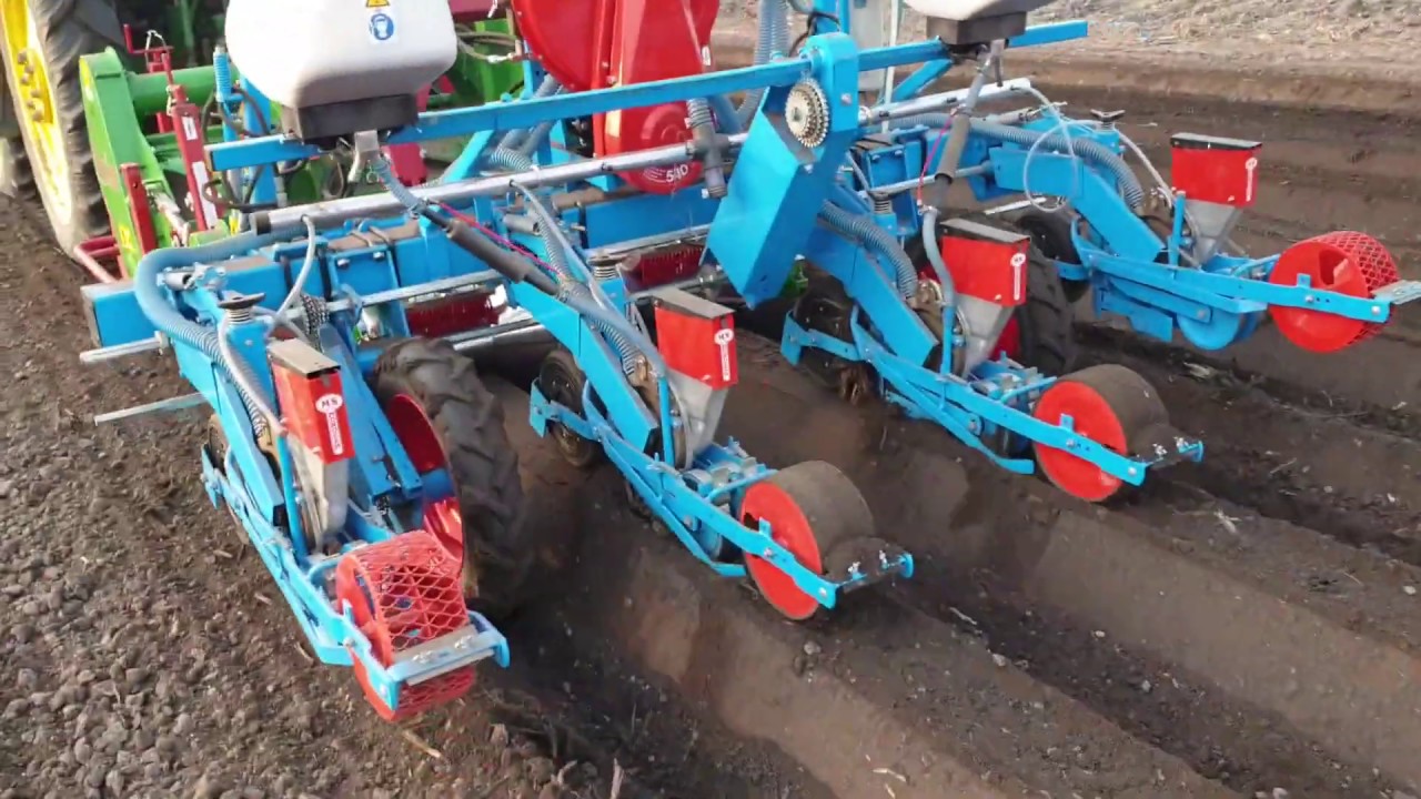 John Deere, Monosem - YouTube