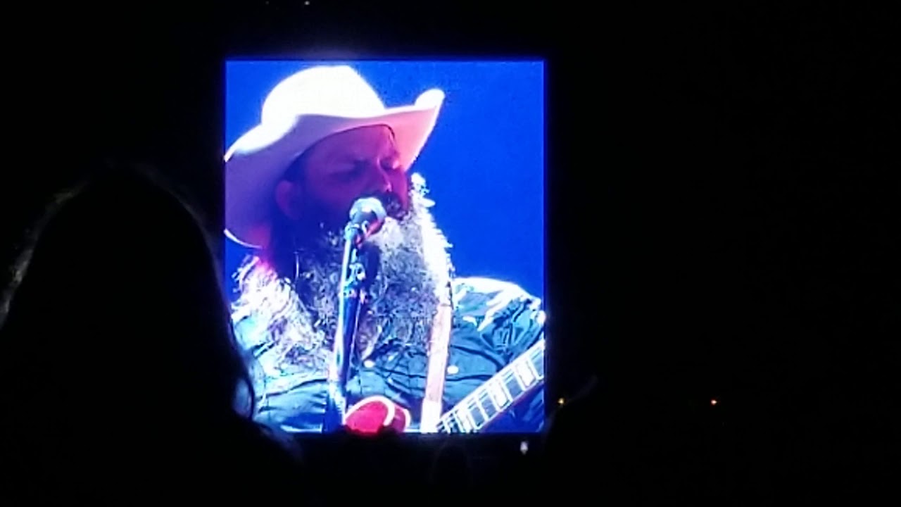 Chris Stapleton "Parachute" 2018 Country 500 - YouTube