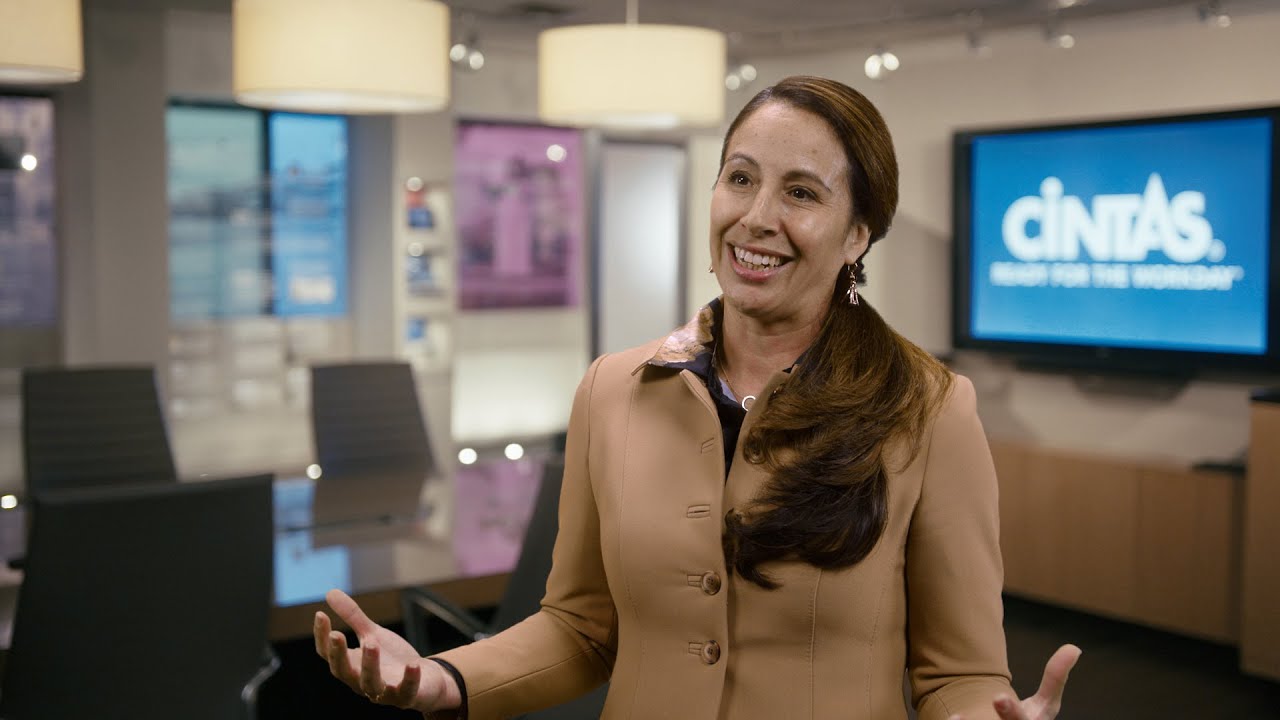 Climbing the Corporate Ladder: Cintas Fast Tracks Young Leaders - YouTube