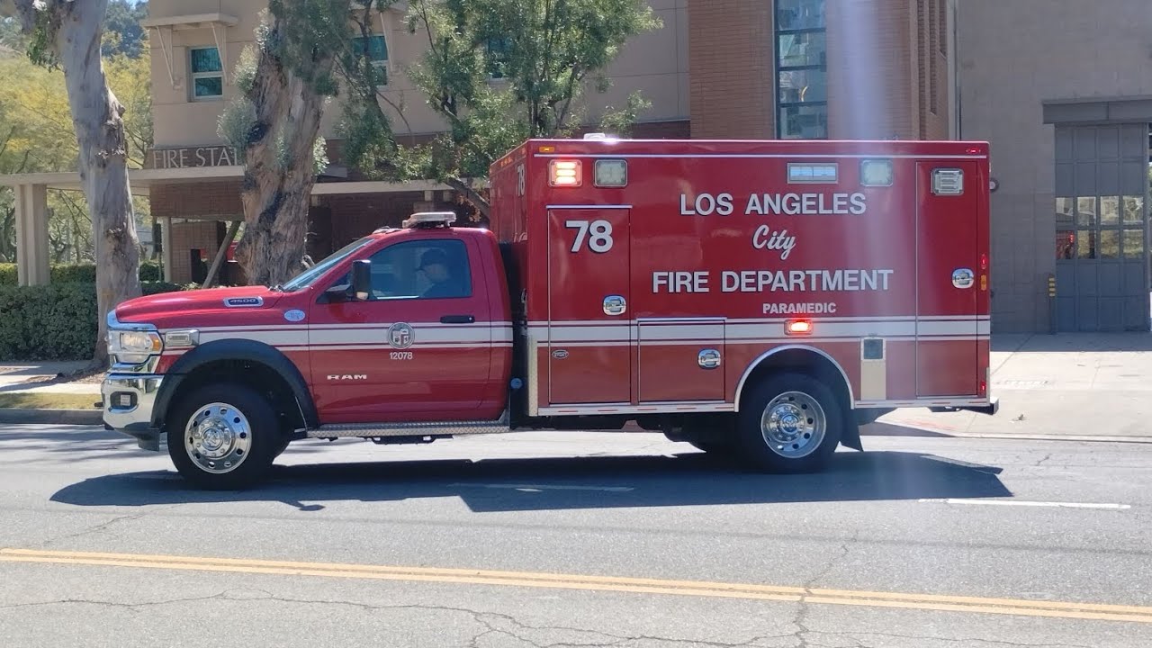 LAFD Rescue 78 Responding - YouTube