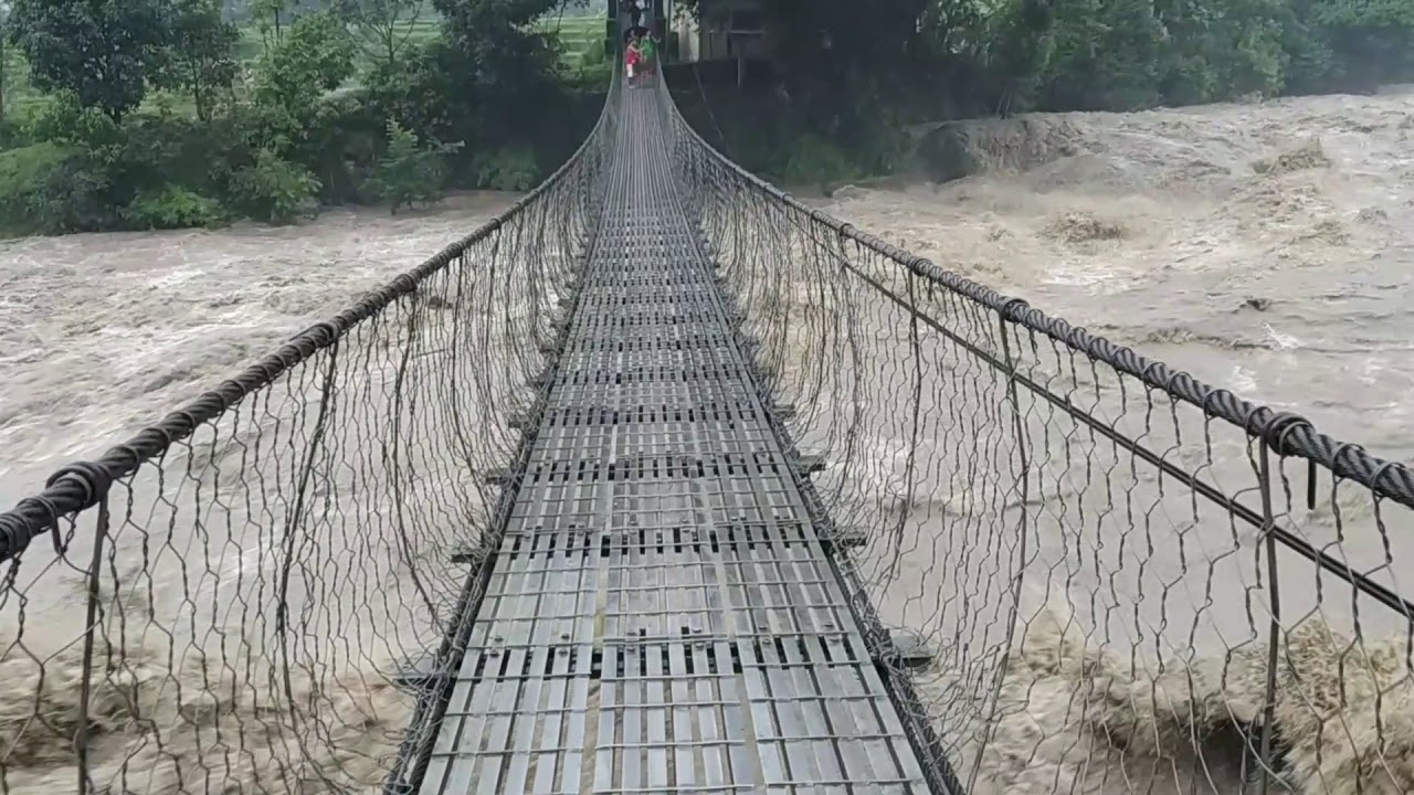 Trishuli River Flood in Betrawati - YouTube