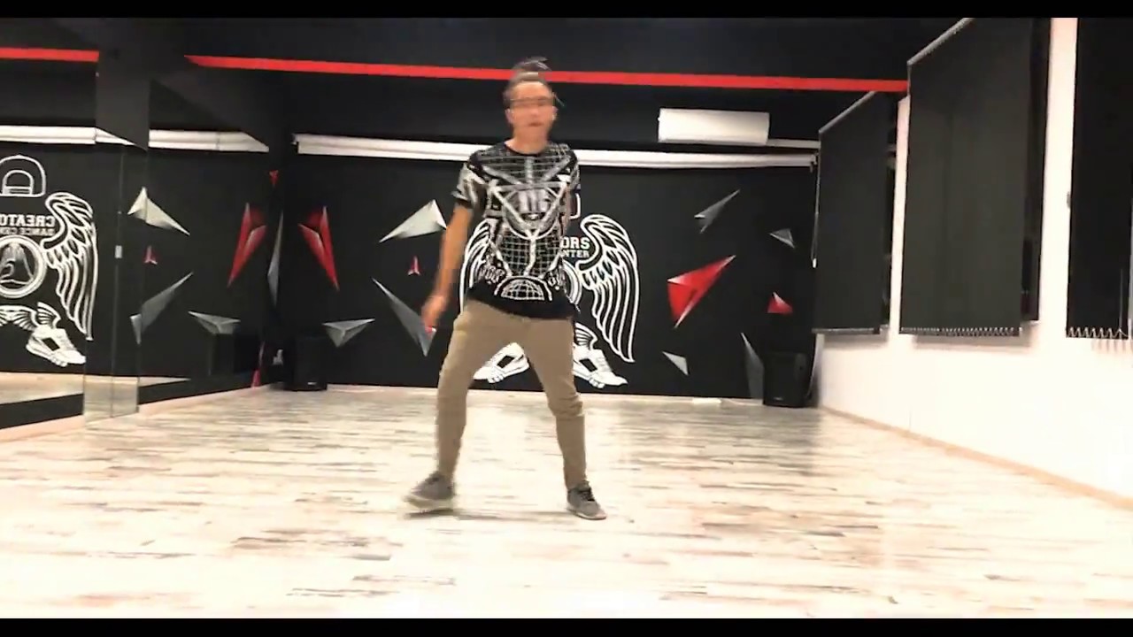 Flux Pavilion - Freeway | FREESTYLE 7 - YouTube