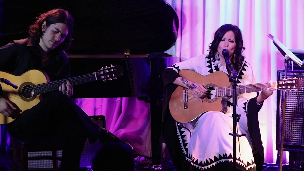 Farah Siraj - "See the World" Live at the Blue Note - YouTube