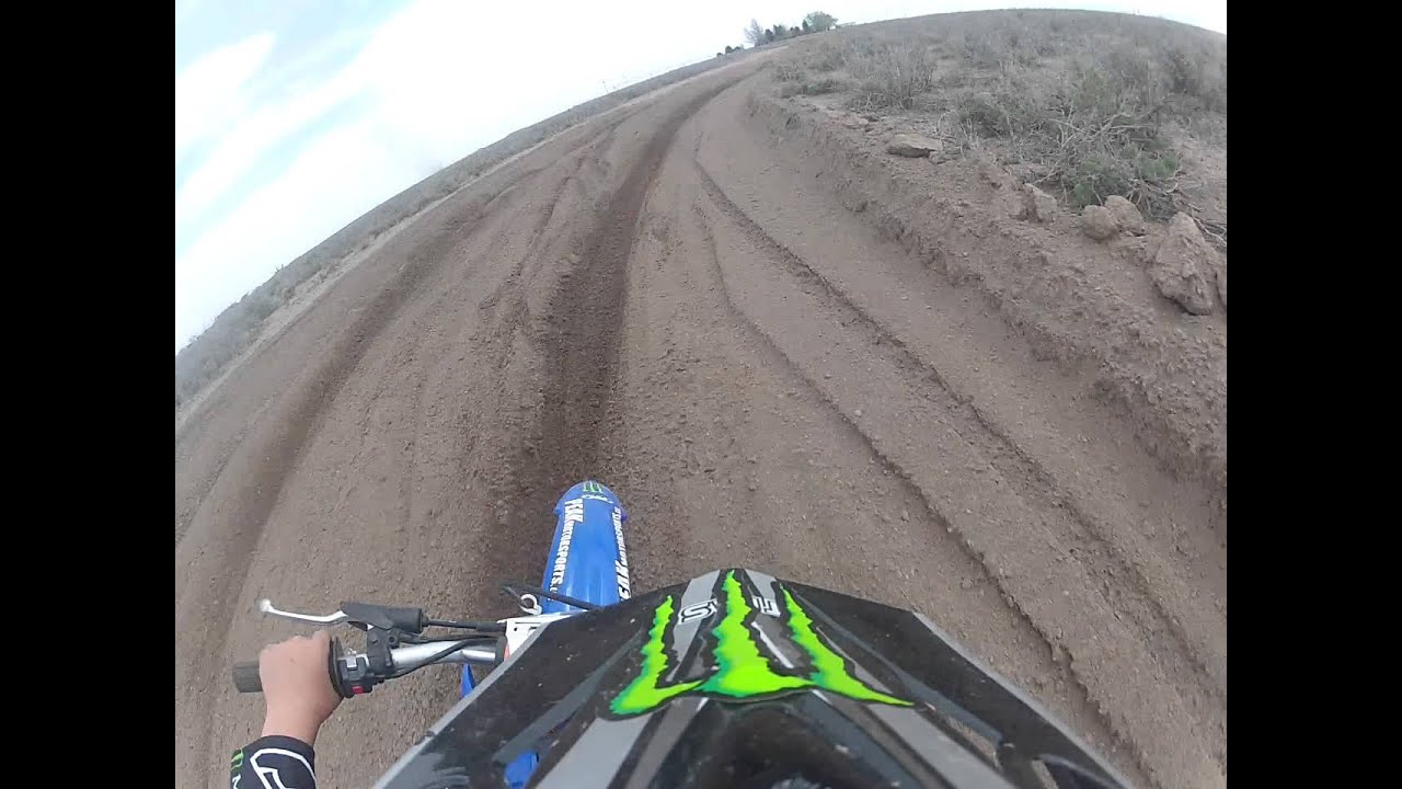 how to race a ttr 125 - YouTube