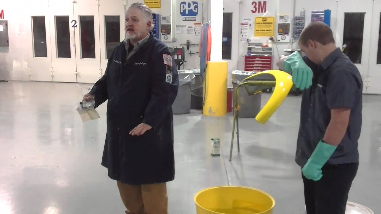 How to use a solvent spill kit. - YouTube