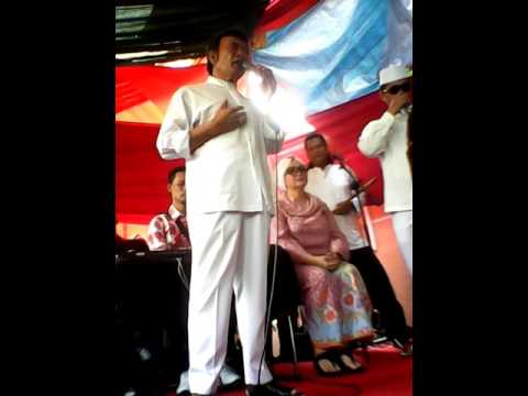 heboh rhoma nyanyi sama ismail
