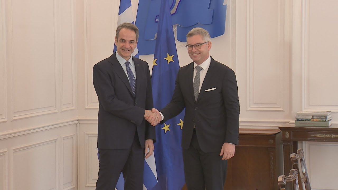 Συνάντηση του Πρωθυπουργού, με τον επίτροπο εσωτερικών υποθέσεων και ...