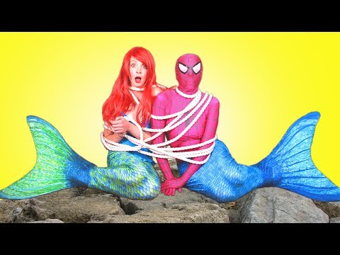 Spiderman & Pink Spidergirl Mermaid vs Maleficent & Joker w/ Frozen ...