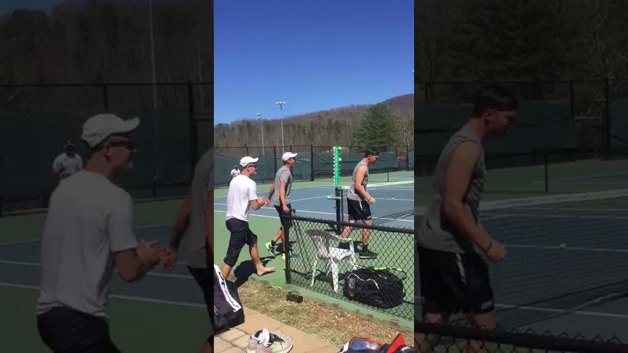 Ryan Gaskin Clinches the Win for North Georgia Mens Tennis - YouTube