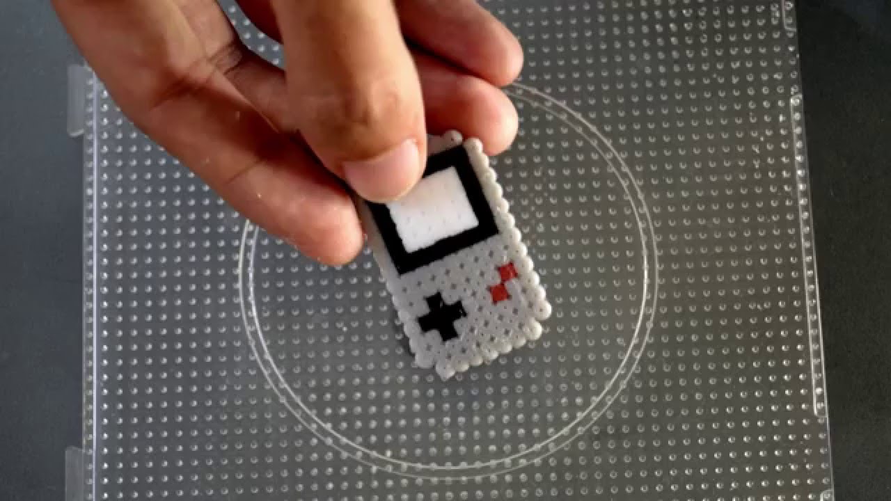 Game Boy in Hama Beads - YouTube