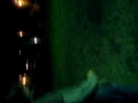 Beto jalandosela en el parke