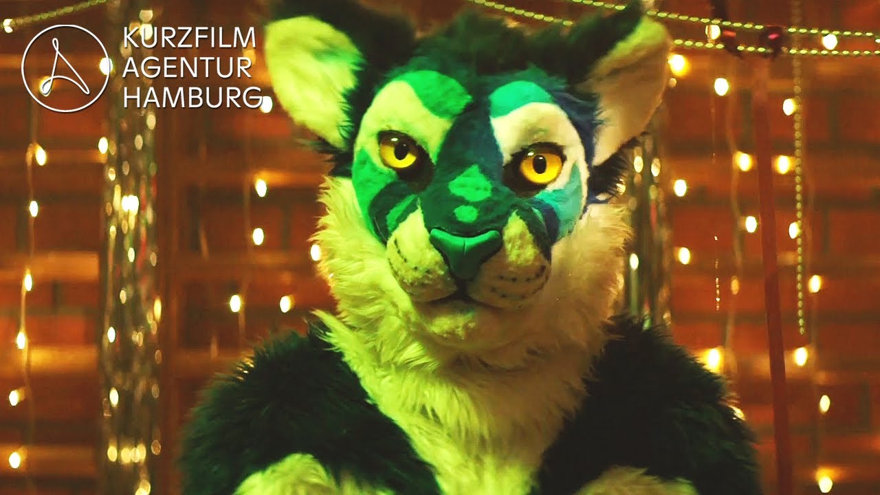 Son tries to find peace in his dysfunctional family | The Tiger - Short ...