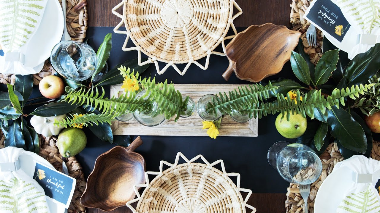 Setting the Table: Flowers, Family, & Friendsgiving | Place of My Taste ...