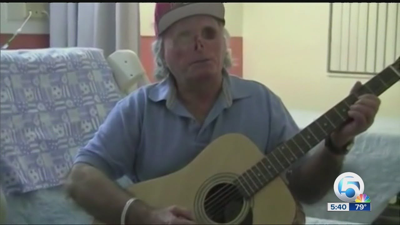 Face mauling victim still recovering in hospital - YouTube