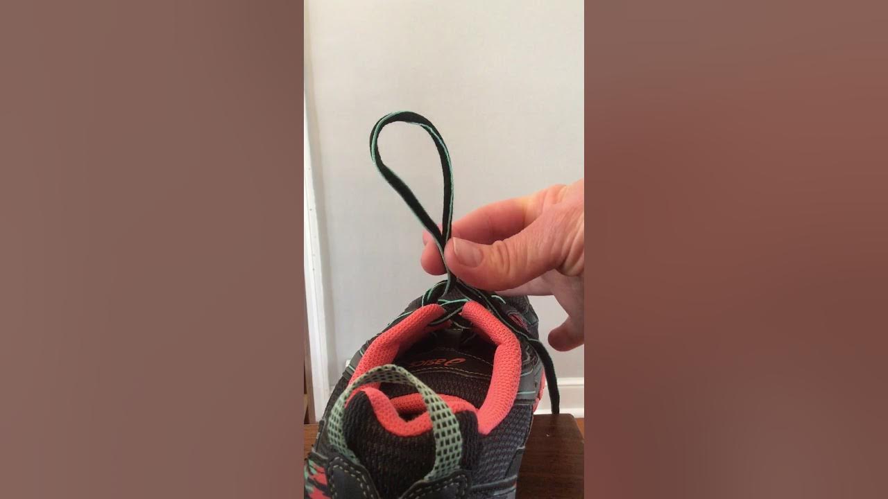 Shoe Tying- one loop approach - YouTube