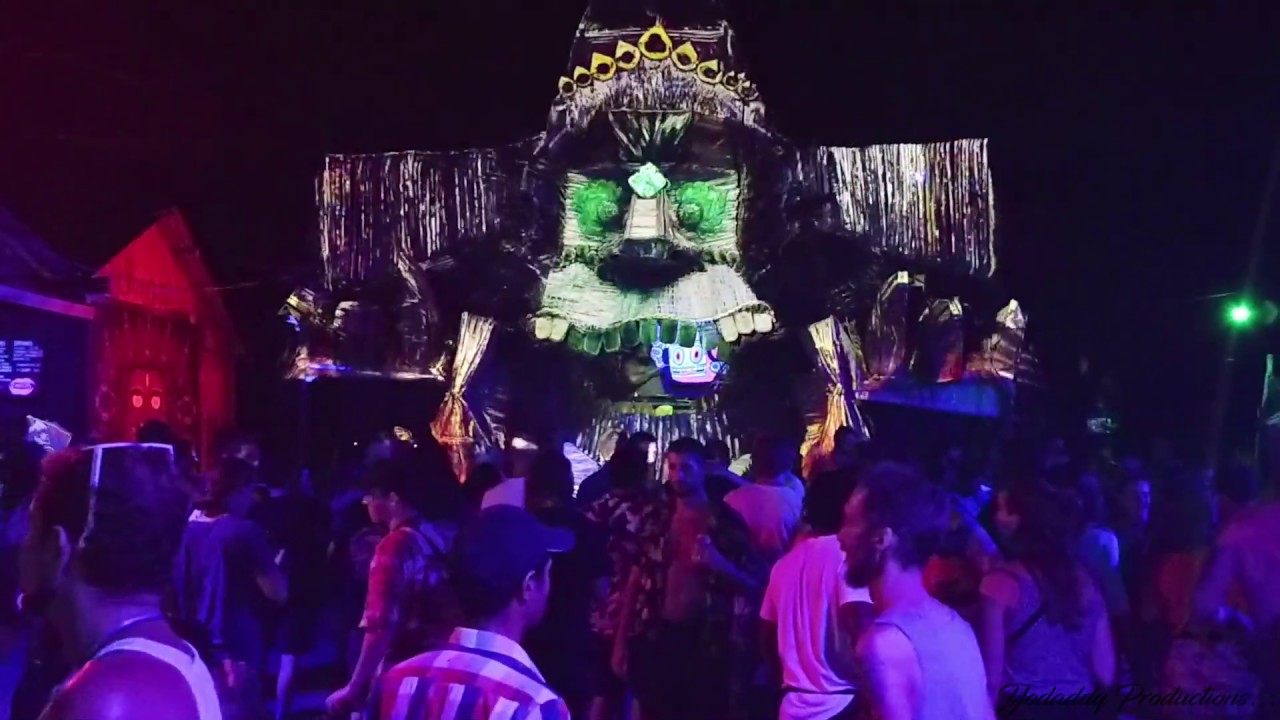 🇰🇭 Police Beach Party - Koh Rong - Cambodia - YouTube