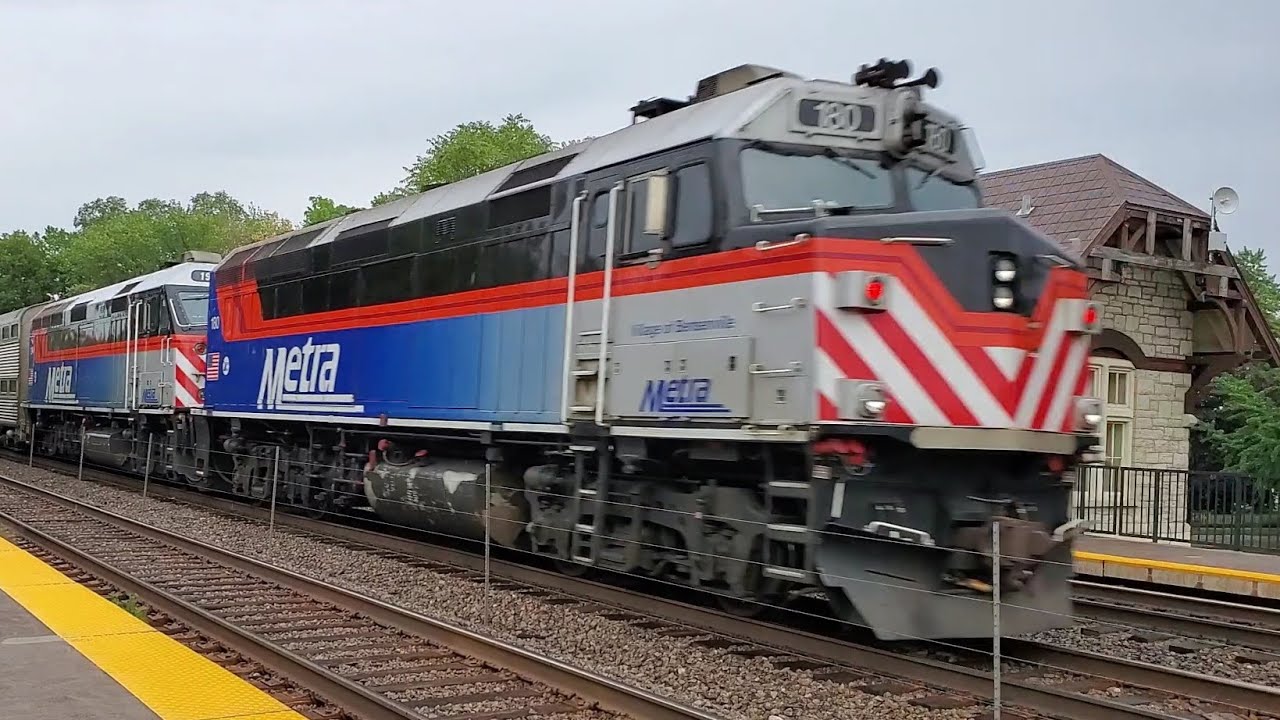 Metra Express Trains #2022 #2017 & #2020 Flying Past Highlands Station ...