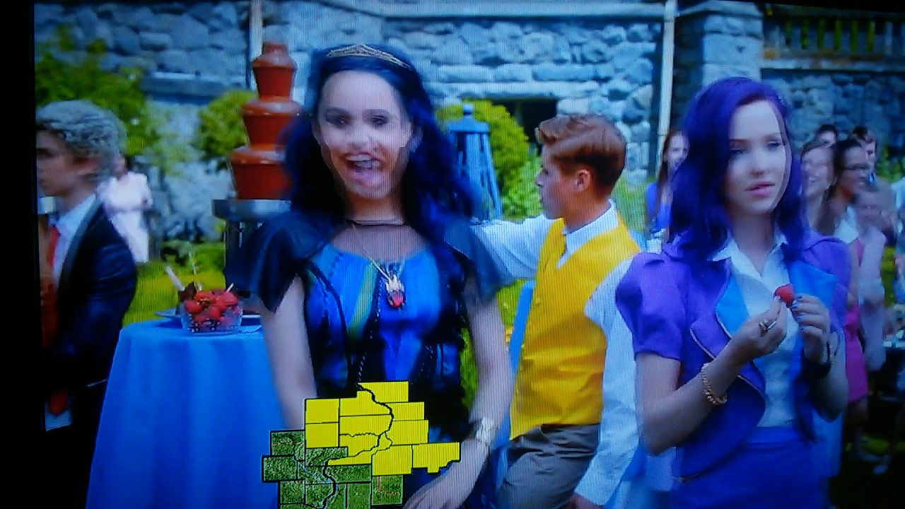 Descendants 2 song (space between ) - YouTube