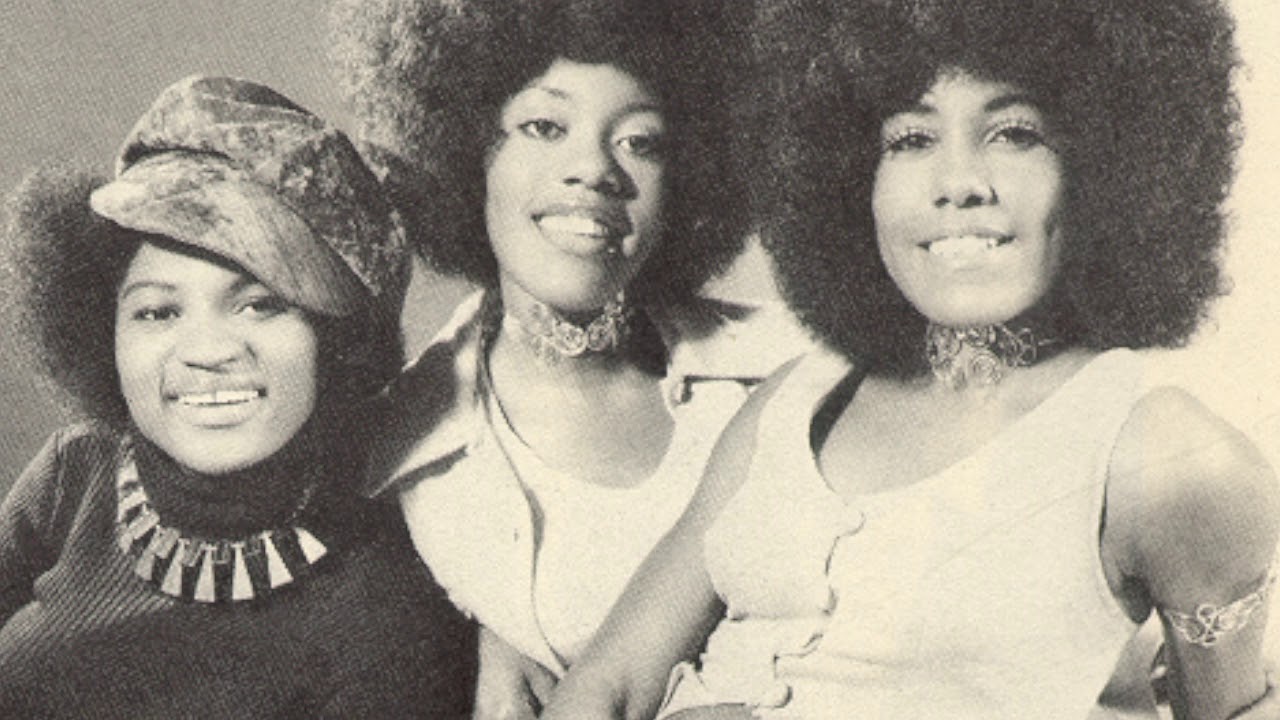 The Lovelites sample beat prod. by G Blaze - YouTube