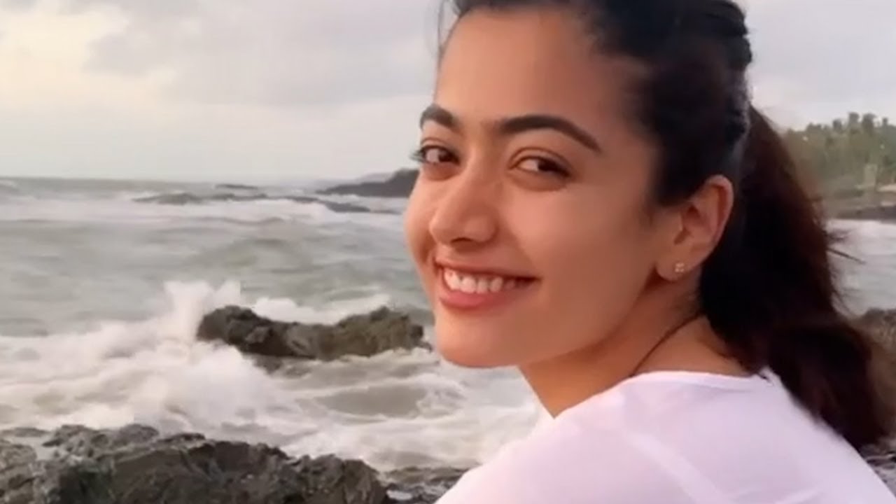 Rashmika Mandanna Enjoying at Beach | Actress Rashmika Latest Videos ...