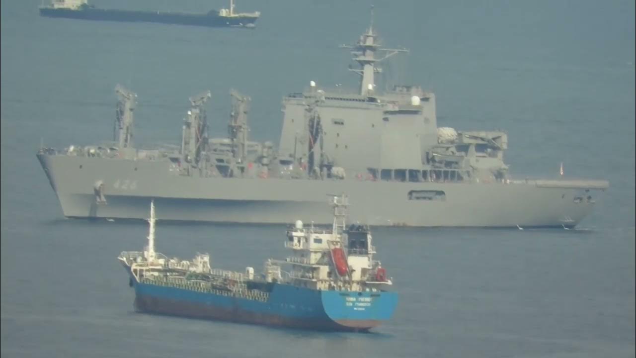 補給艦おうみ(JS Oumi, AOE-426) 2022年11月 - YouTube