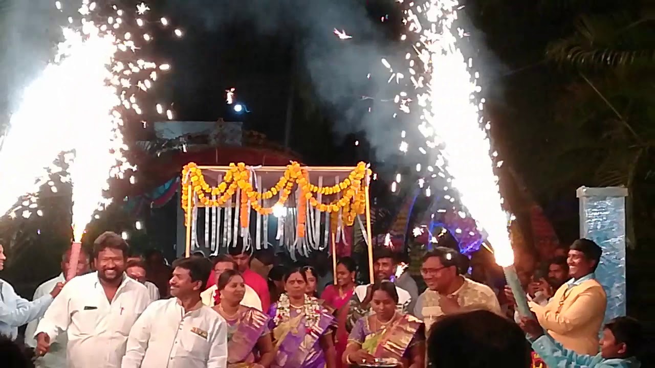 Cold Hand pyro - YouTube