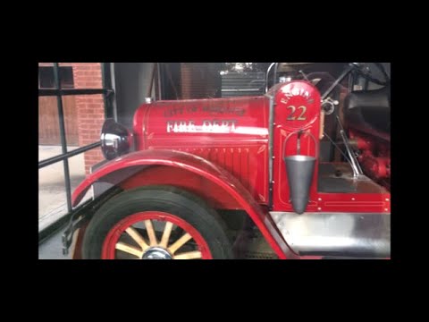 1924 REO Speedwagon Fire Engine - YouTube