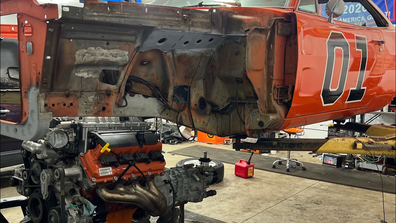 Hellcat General lee project #10 - YouTube