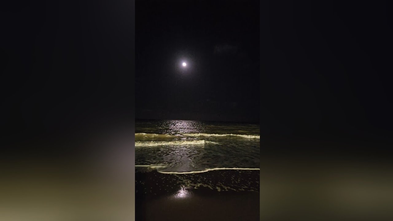 LUA CHEIA NA PRAIA DE CABO BRANCO - YouTube